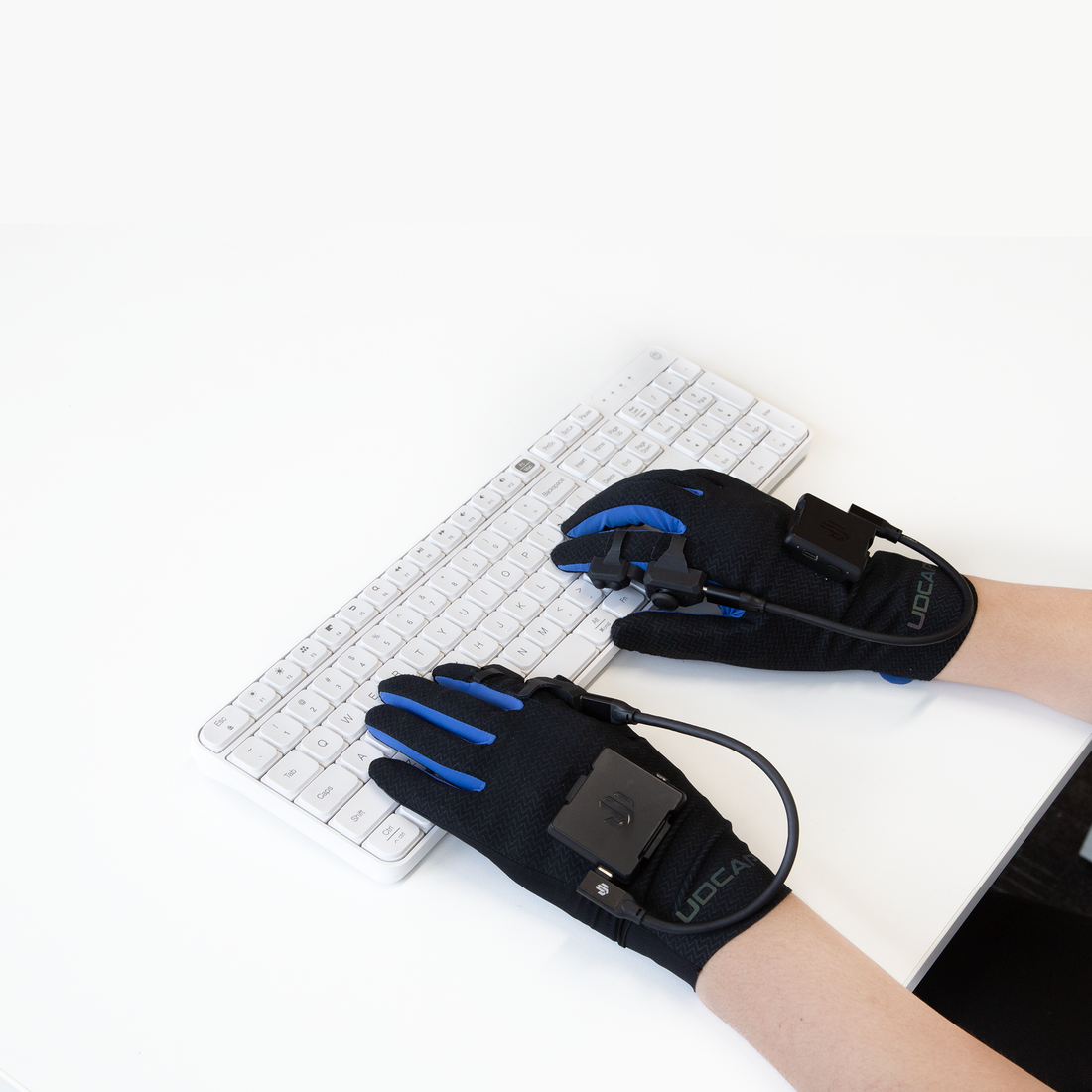 Product Page | UDCAP VR Gloves – Udexreal